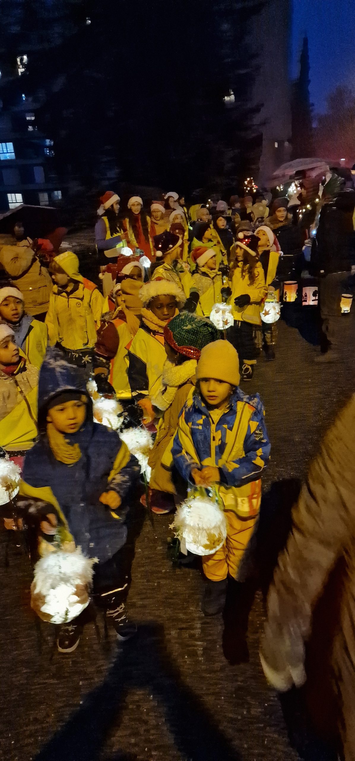 20231201_171718-1 – Schule Köniz Buchsee